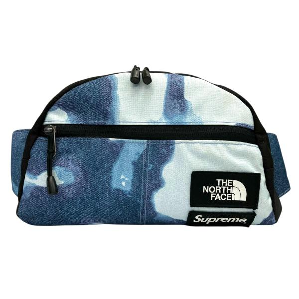 『ブランド名』THE NORTH FACE×SUPREME『商品名』Bleached Denim Print Roo ll Indigo『素材』ナイロン『付属品』なし『サイズ』約 W 27cm × H 18cm × D 7cm『仕様』開閉式...