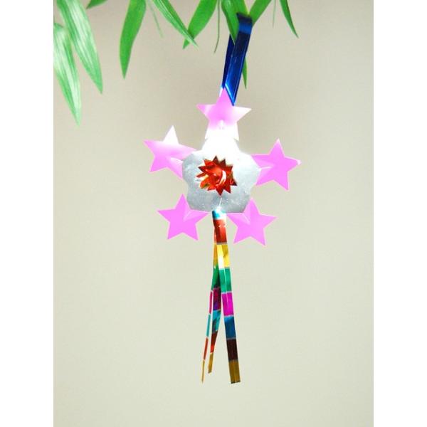 【サイズ：約15cmx30cm】 【素材：ビニール製】■ 七夕の小さめな飾りです。ポリ七夕笹と組み合わせれば少々雨で濡れてもOK！手軽に七夕飾りが出来ます。■ご注意：予告なく「色」や「色の組み合わせ」が変わります。ご了承下さい。 （強風には...