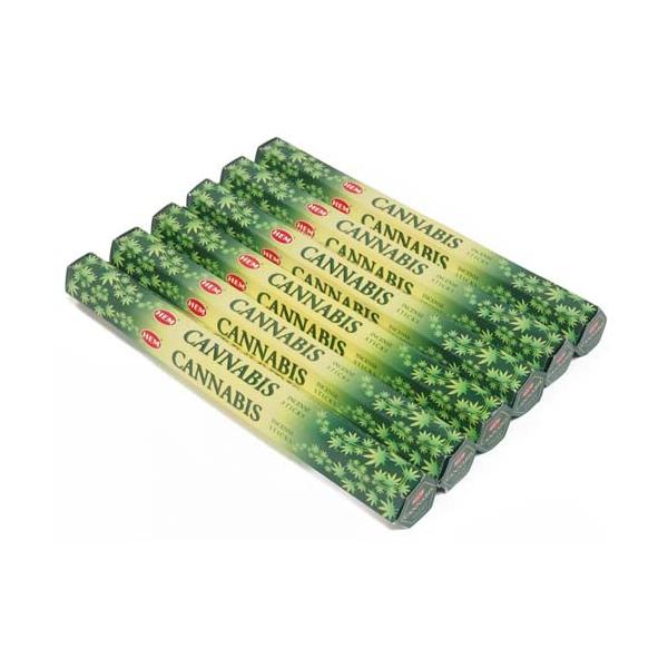 大麻という名前のお香ですが、陶酔作用はなく、グリーン系のさわやかな香りです。HEM（ヘム）はインドのムンバイに本社を構える、日本でもシェアＮｏ.1を誇るお香のトップブランドです。※送料無料商品以外の他の商品と一緒にご注文頂いた場合は所定の送...