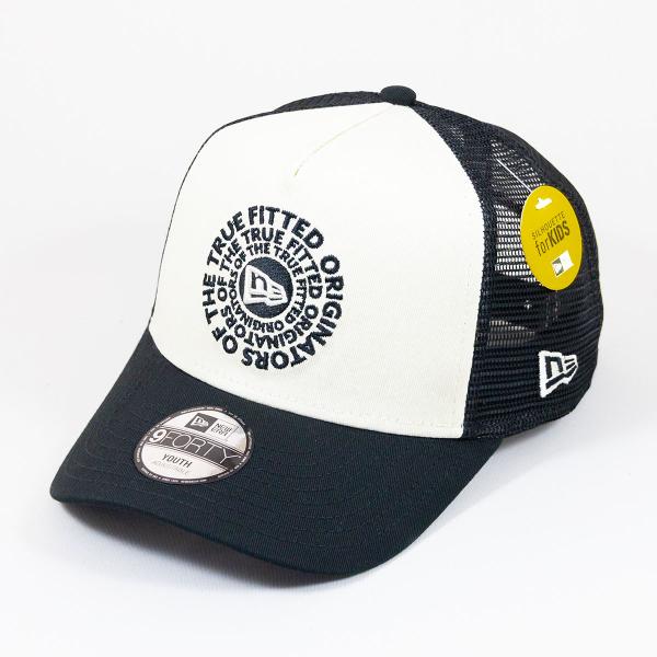 クラシックなロゴで魅せる、通気性もばっちりなキッズキャップです。NEW ERAのルーツを感じさせる「Originators of the True Fitted」をフィーチャーした特別なロゴデザインで、毎年大人気の高い円形ロゴをフロントにあ...