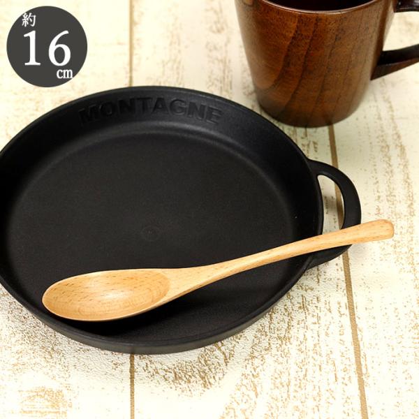 ナチュラルなブナの木のスプーン。デザートやお子様用にも。木製のカトラリーは口元優しい熱が伝りにくくヤケドの心配無しで、お子様やお年寄りの方も安心してお使い頂けます。■ブナ（ビーチ）材は緻密で硬く、無味無臭の為、食器に適しています。虎班のよう...