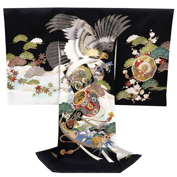 勇ましい鷹の文様が健やかな成長を願い描かれた、正統的な男の子産着のご紹介です。美しく染め上げられた鷹には、きらりと輝く金の刺繍が施され立体的で豪華な印象でございます。繊細な染めながらに、大柄の文様と装飾が重厚な雰囲気に仕上がっております。表...