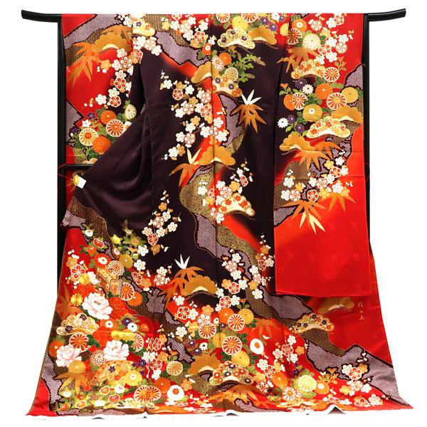 日本のブライダルデザイナーといえば必ず名前が挙がる桂由美氏。そんなパリコレを始め、世界で活躍するデザイナーが手掛けましたハイセンスな振袖を、創業100年の老舗きものメーカー関芳が製作いたしました。ドレス製作で培われた、女性なら誰もが心ときめ...