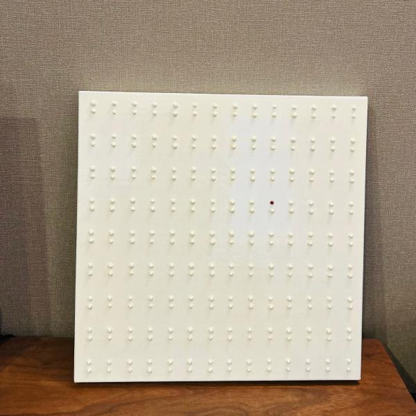 市村しげの ニューヨークと東京を拠点に制作活動を展開。物質感の強い、新たな表現技法が特徴。キャンバス ミクストメディア 「Position #9」制作年　2017年 サイズ　45.7×45.7cm付属品　専用ダンボール箱