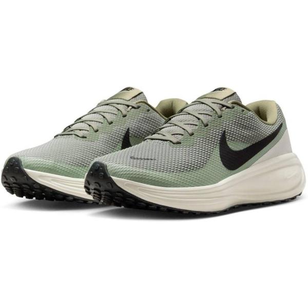 フォームミッドソールと柔軟性に優れた前足部のクッションが、踏み出すたびに衝撃を吸収メッシュのアッパーにより、通気性に優れた快適な履き心地を実現加適正を追求したロッキングチェア形状でフォームミッドソールを配置アウトソールはNIKEならではの直...