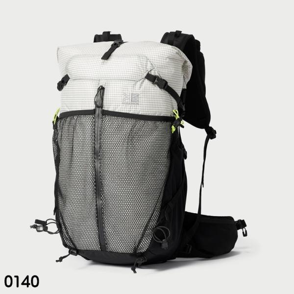 クリーブ 40<br>優れた強度を持つX-GRID R/S生地を使用し、容量調整ができるロールトップタイプ。ユーティリティショルダーハーネスなど豊富な機能を装備させ「行動しながらの快適な操作性」「荷物の出し入れ・撤収のしやすさ」...