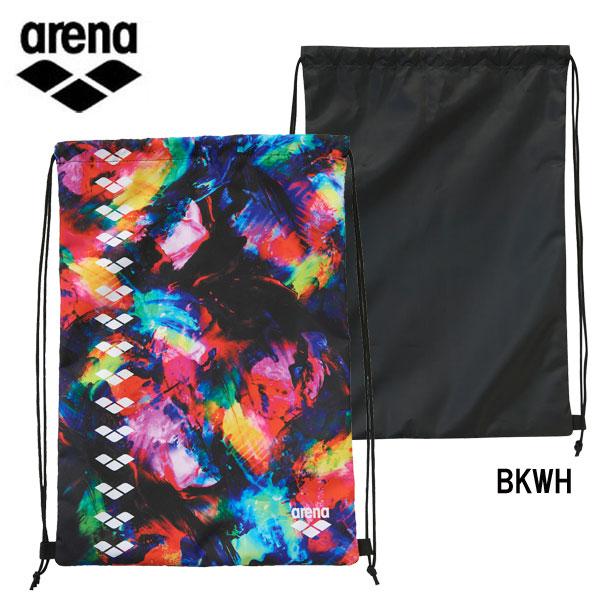 アリーナ24FWシーズンデザインのマルチバッグです。鮮やかなデザインにアリーナのアイコンであるチームラインを乗せることでスポーティーな印象に。試合会場や招集所で使用しやすいサイズにリニューアルました！スイミング用品はもちろん。シューズやトレ...