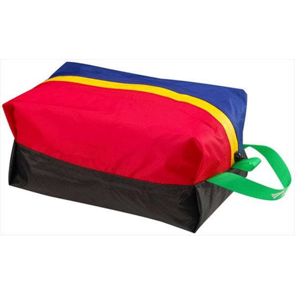 スイミングで大活躍の防水効果の高いポーチです。薄くて軽いからコンパクトに折りたたむことも簡単！<br>サイズ：２４０ｍｍ×１２０ｍｍ×１５０ｍｍ<br>止水ファスナー：止水ファスナーを採用し高い防水効果を実現。&lt...