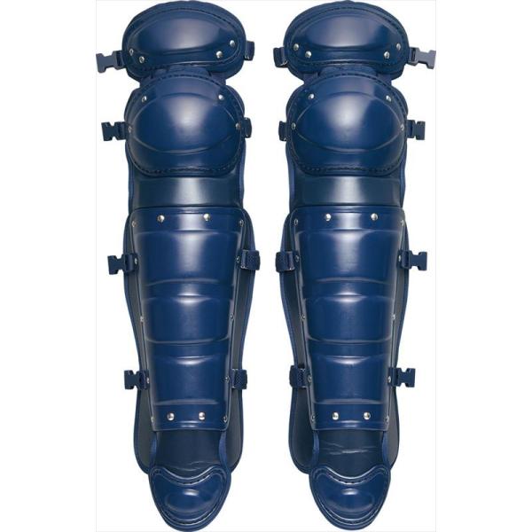 廉価版の硬式野球用レガーツです。消耗度の高いレガーツの買い替えに最適です。<br>●カラー：ブラック（1900）、ネイビー（2900）<br>●サイズ：（膝中心から足首まで）390ｍｍ×（全長）690ｍｍ<br...