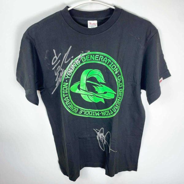 [タイプ] 闘龍門 ドラゴンゲート GLEAT プロレス Tシャツ 山村武寛 石田凱士 直筆サイン入り[表記サイズ] M[身幅] 約49cm[着丈] 約65cm[状態] 多少の使用感や汚れがみられます。