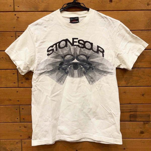 [タイプ] STONE SOUR ストーン サワー AUDIO SECRECY TOUR 2010[表記サイズ] S[身幅] 約42cm[着丈] 約60cm[状態] 使用感があり、襟部分に多少の汚れがみられます。