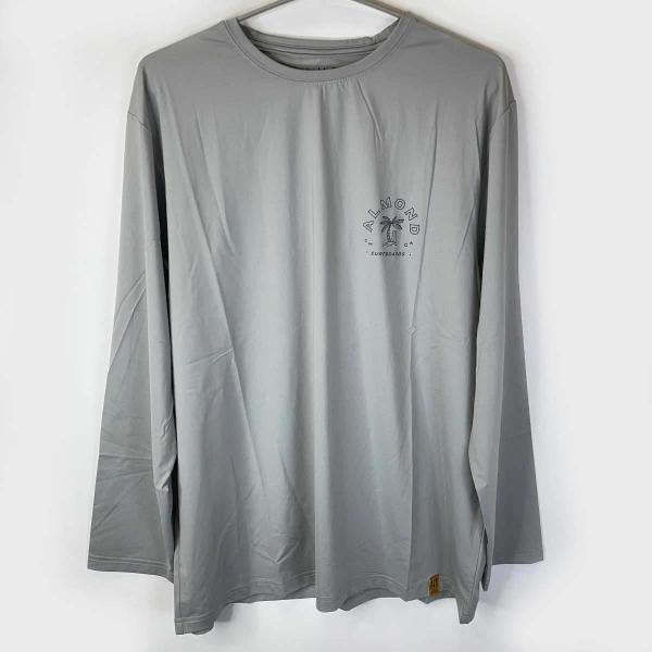 [ブランド] Almond アーモンド サーフボードデザイン[タイプ] L/S Tee ロングスリーブ ラッシュガード[表記サイズ] L[対象] ユニセックス[型番] GP-007[カラー] グレー[身幅] 約56cm[着丈] 約69cm[...