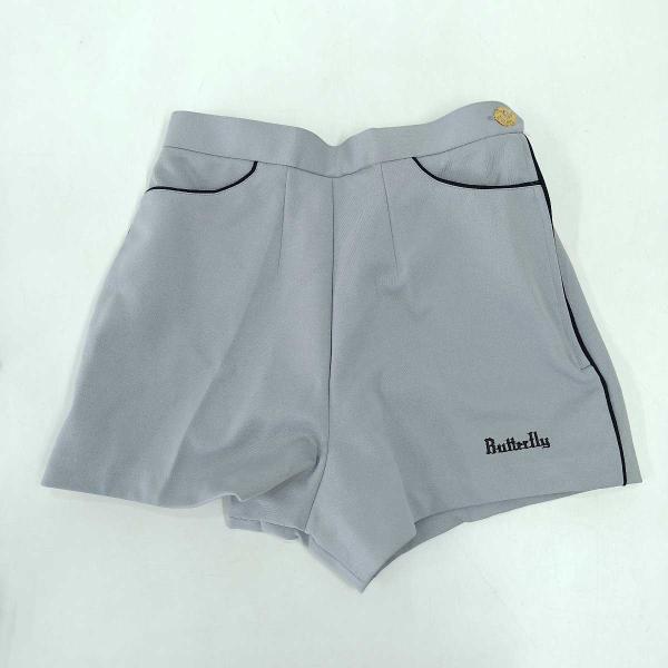 [ブランド] バタフライ[タイプ] タマス 卓球 ウェア ハーフパンツ サイズ63[対象] レディース[カラー] グレー[総丈] 約29.5cm[ウエスト] 約29cm[状態] 目立った傷みなどみられません。