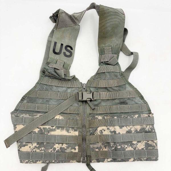 [タイプ] MOLLE 2 米軍 FLCベスト Fighting Load Carrier[カラー] デジタルカモ[状態] 使用感があり、汚れがみられます。背面のウエストのベルト部分がありません。