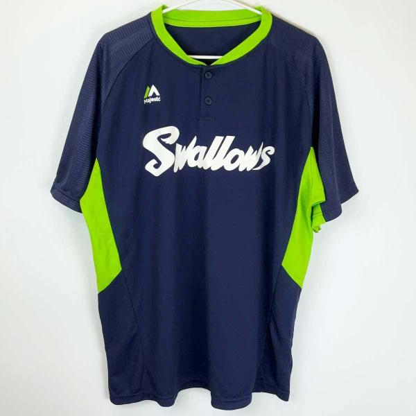 [ブランド] マジェスティック[タイプ] 東京ヤクルトスワローズ #77 斎藤隆コーチ (2020) 実使用シャツ[身幅] 約62cm[着丈] 約78cm[状態] 目立った汚れやダメージなどなく、良好です。