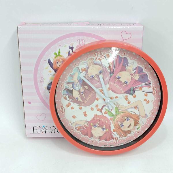 [タイプ] 五等分の花嫁 ウォールクロック 掛け時計 時計[サイズ] 直径約30cm[状態] 　縁の箇所に多少のキズや汚れがみられます。　動作に特に問題はありません。(電池は付属いたしません。)