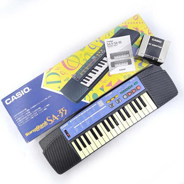 [ブランド] カシオ[タイプ] ミニキーボード SA-35 SongBank[状態] 動作確認済。鍵盤が少し変色していますが、目立ったダメージはみられません。