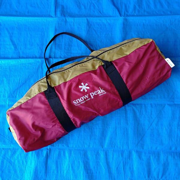 [ブランド] スノーピーク[タイプ] HDタープ ヘキサ L[型番] TP-362[状態] べたつきはありませんがかなり劣化しており、粉が吹いています。また、シームテープはボロボロに剥がれています。(剥がれたシームテープが生地表面に付着した...