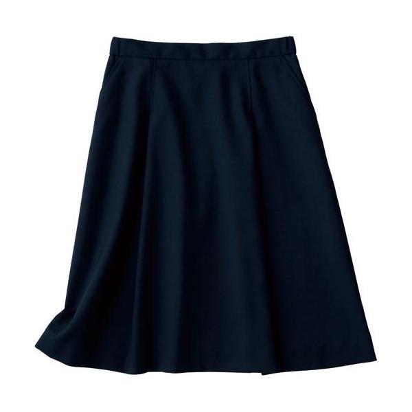 ★商品合計金額3000円(税込)以上送料無料★おもてなしにふさわしいスーツシリーズのソフトプリーツスカート。チェックの織り柄が美しい上質素材を使用し、着心地やシルエットの美しさにこだわりました。●サイズ／１５号●カラー／ネイビー●寸法（ｃｍ...