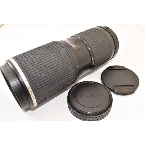 【外観】距離計窓に少しスレと内側には若干シミが見られます。他の部分も通常使用によるスレ、キズが若干見受けられ、ラバー部分が若干白っぽくなっています。アタリへこみなどの大きなダメージはありません。【光学系】カビ、クモリ、キズは見受けられません...