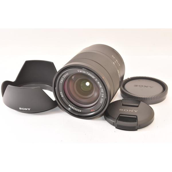 ソニーEマウント用レンズ！【外観】通常使用によるスレが見受けられます。アタリへこみなどの大きなダメージはありません。【光学系】レンズ内にホコリのようなモノの混入が見受けられますが、撮影には影響ない程度です。カビ、クモリ、キズは見受けられませ...