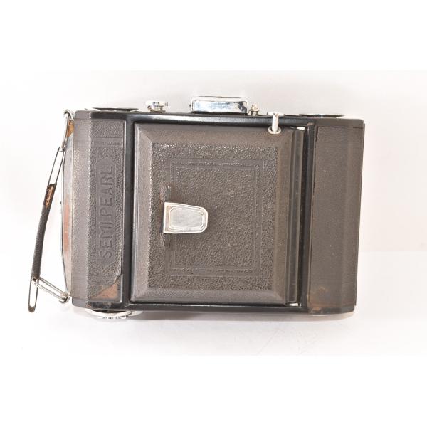 ※ジャンク品の為、ノークレーム、ノーリターンにてお願い致します。部品取り、研究用に如何でしょうか。Hexar 7.5cm F4.5 レンズ搭載！【外観】通常使用によるスレ、キズが見受けられます。アタリへこみなどの大きなダメージはありません。...