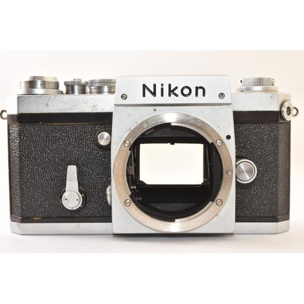 ※ジャンク扱いの為、ノークレーム、ノーリターンにてお願い致します。部品取り、研究用に如何でしょうか。※ファインダーは付いておりません。【外観】底面とサイドに若干アタリが見受けられます。その他、通常使用によるスレ、キズと汚れが少々見られます。...