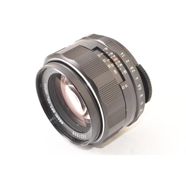 ※現状渡し、ノークレーム、ノーリターンにてお願い致します。【外観】通常使用によるスレ、キズが少々見受けられます。アタリへこみなどの大きなダメージはありません。【光学系】レンズ内に大き目のカビと少し黄変が見受けられます。クモリ、キズは見受けら...