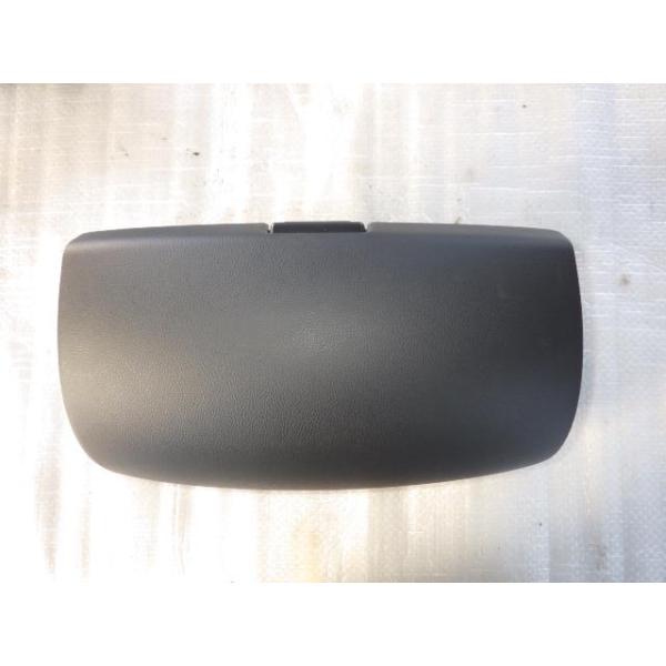 **** 商品説明を必ずご確認ください ****部品管理番号：202410003470210部品メーカー：上側メーカー純正品番：68560-1HJ1A部品名：グローブBOX部品区分：リサイクル品車名：マーチ車両タイプ名：5ドアハッチバック通...