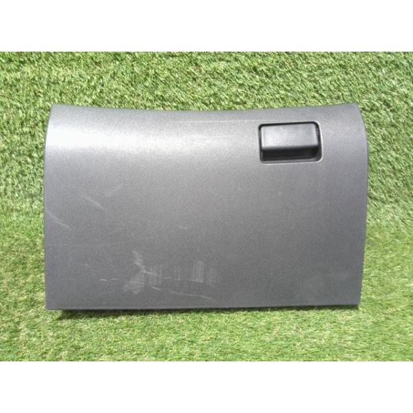 **** 商品説明を必ずご確認ください ****部品管理番号：202504005870210メーカー純正品番：55550-68010-B0部品名：グローブBOX部品区分：リサイクル品車名：ウィッシュ車両タイプ名：ステーションワゴン通称型式：...