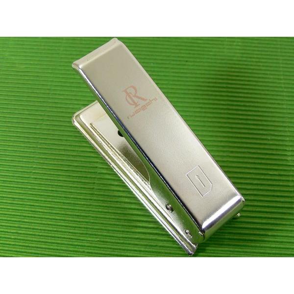 変換名人 microSIM作成 SIMカッター商品詳細◆通常のSIMカードをmicroSIMサイズに加工するカッター。 これさえあれば自分でmicroSIMが作成可能！microSIM対応の携帯電話が使用できます！【製品仕様】カラー：シルバ...