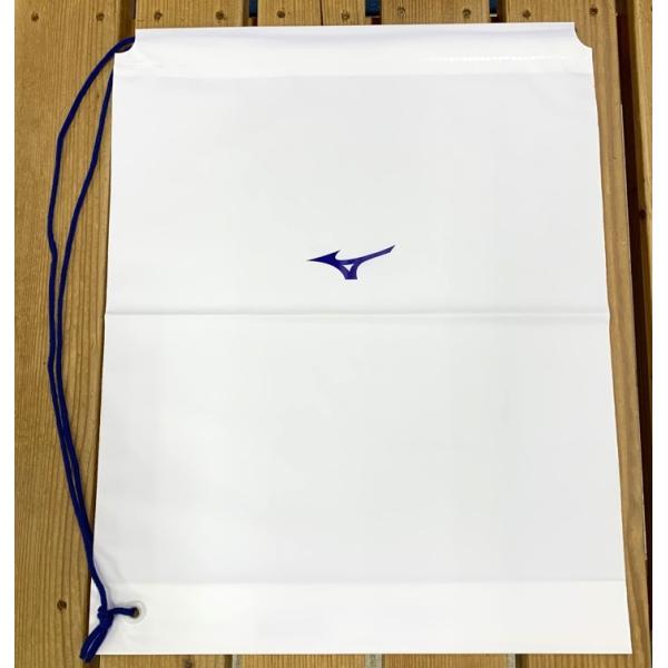 10枚セットになります。ポリエチレン製のバッグになります。この袋の厚みは５０μｍ以上あり、繰り返し使用することが推奨されています。衣類等入れて持ち運ぶのに最適です。厚みも少ないのでたたんでしまっておくこともできます。※尖っているものを入れる...