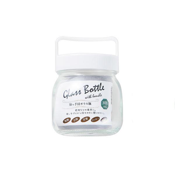 取っ手付きガラス瓶です。取っ手付きで持ちやすく開けやすいです。乾物などの保存に便利です。※完全密封ではございません※電子レンジ・オーブン・蓋の煮沸消毒 非対応※色の指定はできません●サイズ(約)・直径86×113mm●容量(約)・300ml...