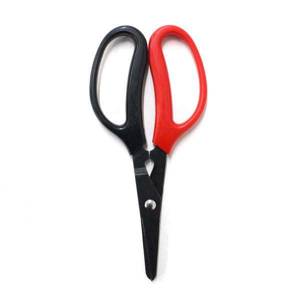 万能はさみです。手になじむソフトグリップです。手芸・工作・ガーデニング等に便利に使えます。●サイズ(約)・75×全長165mm●耐熱70度/耐冷-20度 ●材質・刃部:鉄(刃物鋼 塗装) リベット:ステンレススチール ハンドル:ABS樹脂●...