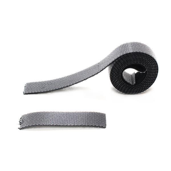 ケーブルタイです。ミシン目入りで手で切れるケーブルタイです。絡み合うケーブルやコードなどをすっきり束ねることができます。イヤホンや充電ケーブルを携帯するときにも便利です。※色の指定はできません●サイズ(約)・12×長さ700mm●材質・ナイ...