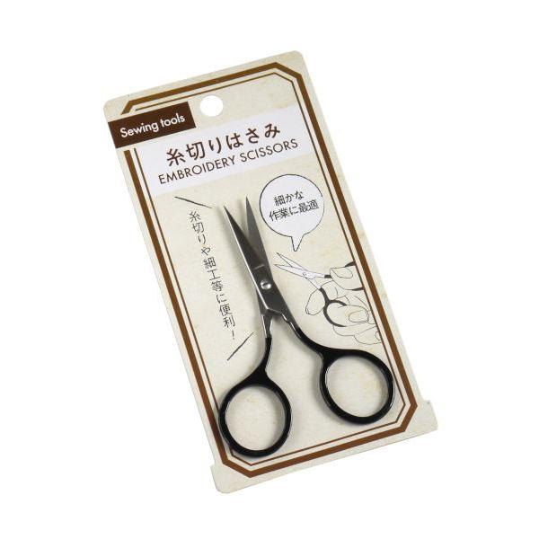 糸切りはさみです。ソーイングなどでの糸切りに適したはさみです。ちりめん細工など細かな作業にも便利です。●サイズ(約)・46×88mm●材質・ステンレススチール(電着塗装)●用途・糸切ばさみ ハサミ 鋏 手芸 ソーイング 裁縫●キーワード・い...