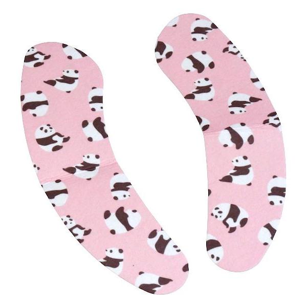 便座シートです。貼るだけで吸着する便座シートです。どのタイプの便座にも使用できます。くり返し洗濯して使えます。※乾燥機・漂白剤・柔軟剤・アイロン 非対応●1枚のサイズ(約)・90×365mm●材質・表面:ポリエステル 裏面:TPE●用途・便...