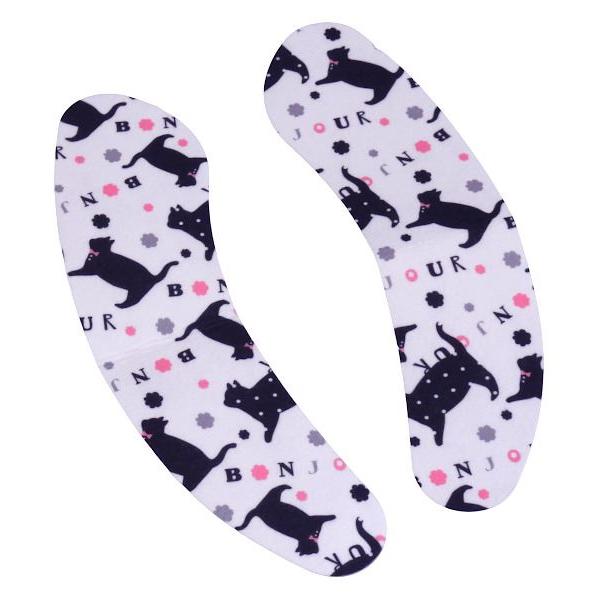 便座シートです。貼るだけで吸着する便座シートです。どのタイプの便座にも使用できます。くり返し洗濯して使えます。※乾燥機・漂白剤・柔軟剤・アイロン 非対応●1枚のサイズ(約)・90×365mm●材質・表面:ポリエステル 裏面:TPE●用途・便...