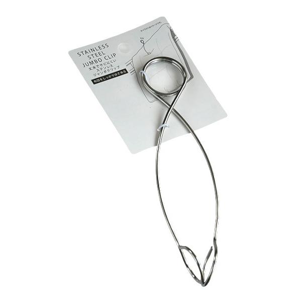 ジャンボクリップです。サビに強く丈夫なステンレス製のジャンボクリップです。布団をしっかりはさめます。※外幅が12cmを超える場所には使用できません●サイズ(約)・195×66×33mm●材質・ステンレス●用途・布団 ハンガー ホルダー クリ...