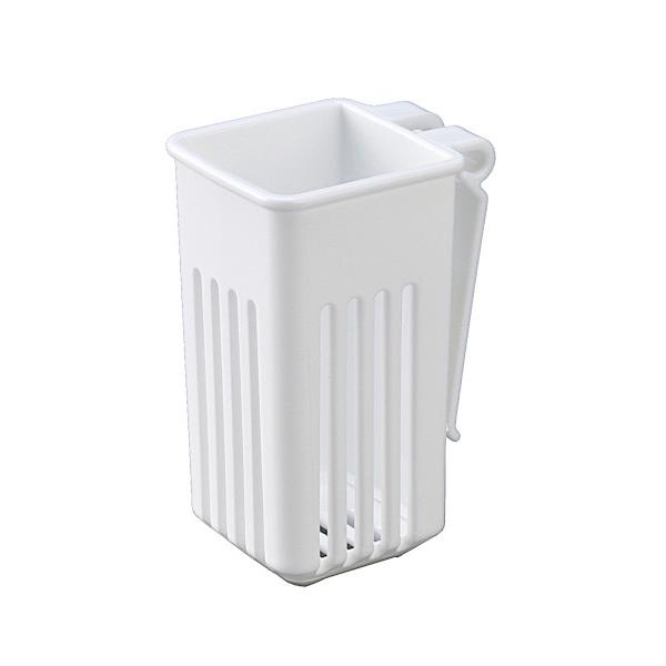 〇水切りケースです。ワイヤー製の水切りカゴに取り付けてお使いください。【　使用可能な水切りカゴ　】・ワイヤーの直径（横）４．５ｍｍまで、（縦）８ｍｍまで・ワイヤー同士の間１．２ｃｍ以上底が外せる為洗いやすくなっております。お箸などのカトラリ...