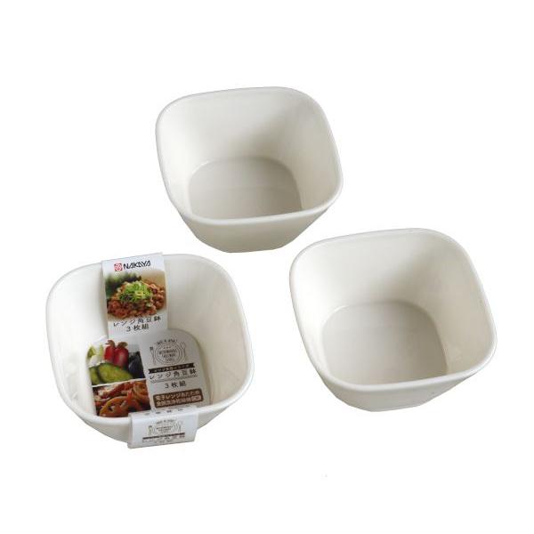 豆鉢、3個入りです。軽くて落としても割れにくいポリプロピレン製です。電子レンジ・食器洗浄乾燥機・熱湯に対応しております。少量のおかずの盛り付けに便利です。※直火・オーブン・グリル 非対応●1個のサイズ(約)・79×79×高さ38mm●色・白...