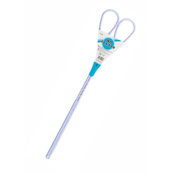 〇ふとんたたきです。約６０ｃｍのロングサイズで離れた場所にも届きます。ふとんのほこりを落とすのにお使いください。●サイズ（約）・１４×全長６０ｃｍ●耐熱１００度／耐冷−２０度●原料樹脂・ポリプロピレン●用途・布団たたき　布団叩き　布団干し　...