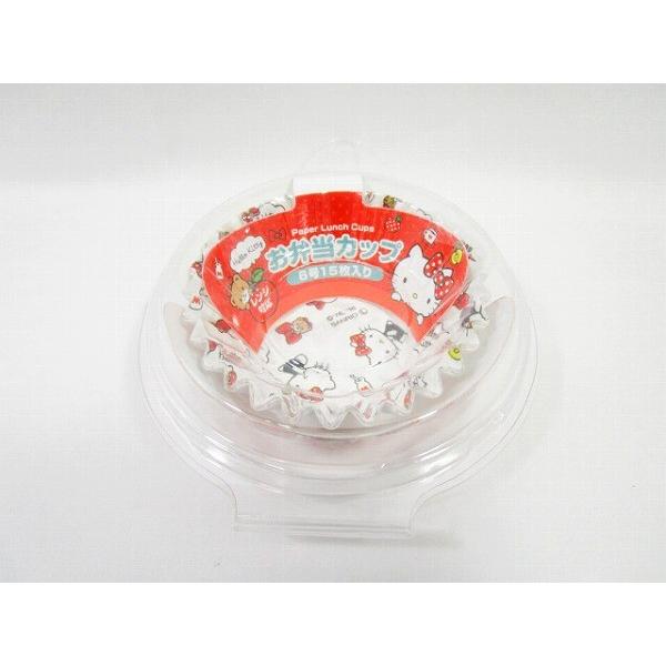 ○ハローキティの　おかずカップ　です。６号サイズ、１５枚入りです。電子レンジ・冷蔵庫・冷凍庫に対応しております。毎日のお弁当や、行楽、パーティにお使いいただけます。※ペットフィルムを貼り合わせている為、油が染みません。※直火またはオーブント...