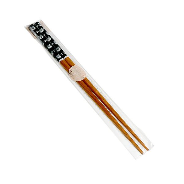 お箸です。柴犬のイラストがプリントされたお箸です。先端が四角になっており、つまみやすくなっております。※電子レンジ・食器洗浄機・乾燥機 非対応●1本のサイズ(約)・8×8×全長225mm●色・黒●材質・天然竹(ウレタン塗料)●用途・竹箸 長...