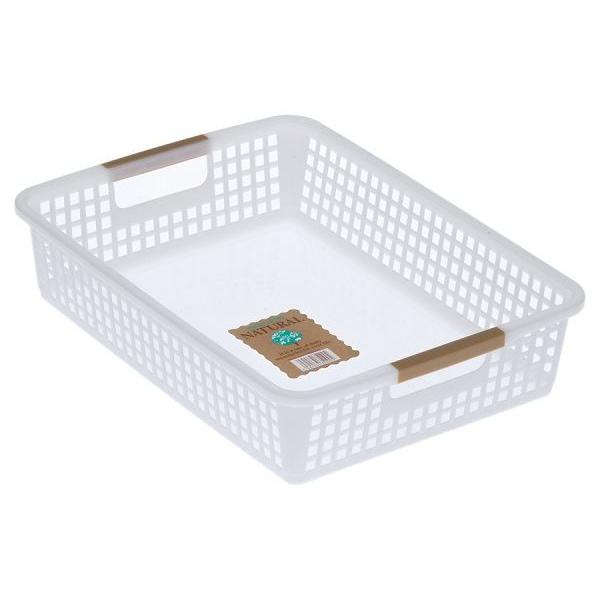 収納バスケットです。通気性のよいメッシュ状のバスケットです。移動に便利な持ち手穴付きです。タオルや衣類の整理収納に便利です。●外寸(約)・357×260×高さ84mm●内寸(約)・300×215×深さ80mm●色・ナチュラル●耐熱120/耐...