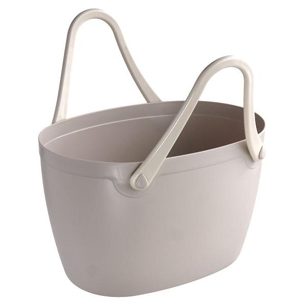 コルトナバッグです。丸洗いできる防水バッグです。洗濯やレジャーでの使用にも便利です。※パッケージの表示価格は店頭販売価格の為、当店販売価格とは異なります●サイズ(約)・305×210×高さ320mm●色・グレージュ●原料樹脂・本体:ポリエチ...