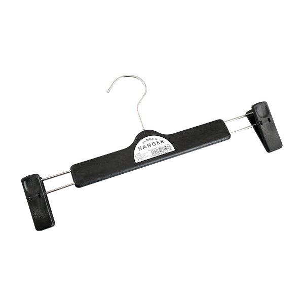 スラックスハンガーです。両サイドにクリップがついたハンガーです。スラックスやスカートにシワがつきにくいです。●サイズ(約)・300×27×155mm●色・ブラック●材質・本体、クリップ:ポリスチレン フック、バー、バネ:鉄●用途・ハンガー ...