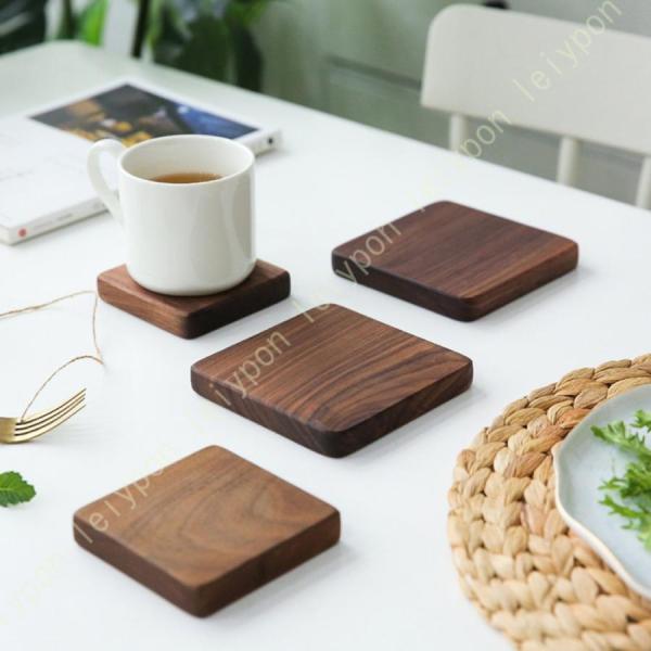 商品の説明 製品：A=コースター1個=9.3*9.3*1.7cm。具体的な図案は商品画像説明をご覧ください。 ティーカップ、ティーポットなどを置くだけで雰囲気一変お茶の時間をもっと楽しみましょう。断熱性: カップコースター は、良好な断熱特...