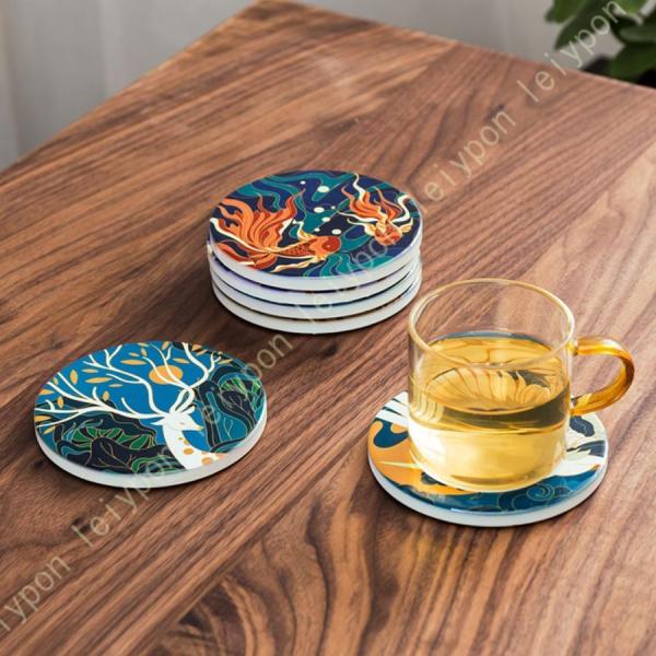 商品の説明 材質：セラミック、コルク。 サイズ：A=直径9*0.7cm（1個入り）。B=直径9*0.7cm（6個入り）。具体的な図案は商品画像説明をご覧ください。   1.セラミックで作られたコースターのトップ、吸水のスピードも速いので、水...