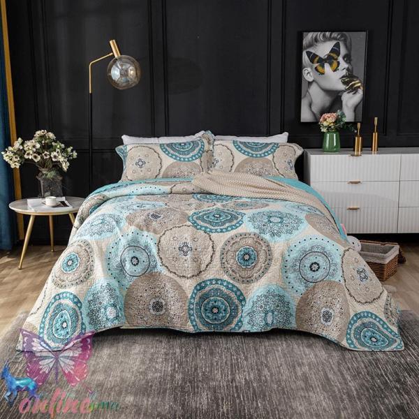 【セット内容】：ベッドカバー?230*250cm（1枚）+枕カバー?50*70cm（2枚）　【素材】：表地　コットン　充填物：コットン　（小さなお子様やお年寄りの方はもちろん、お肌の弱い方まで、誰でも安心してお使い頂けます。）【オールシーズ...